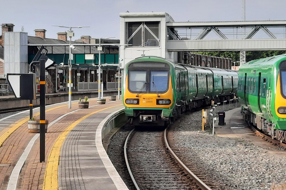 Alstom to provide new state-of-the-art train-charging infrastructure ...