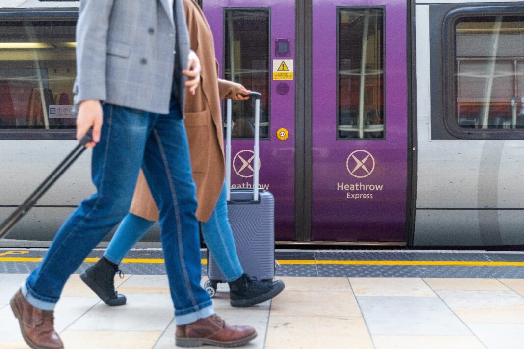 Book early and save: Heathrow Express introduces Permanent £10 Advance ...