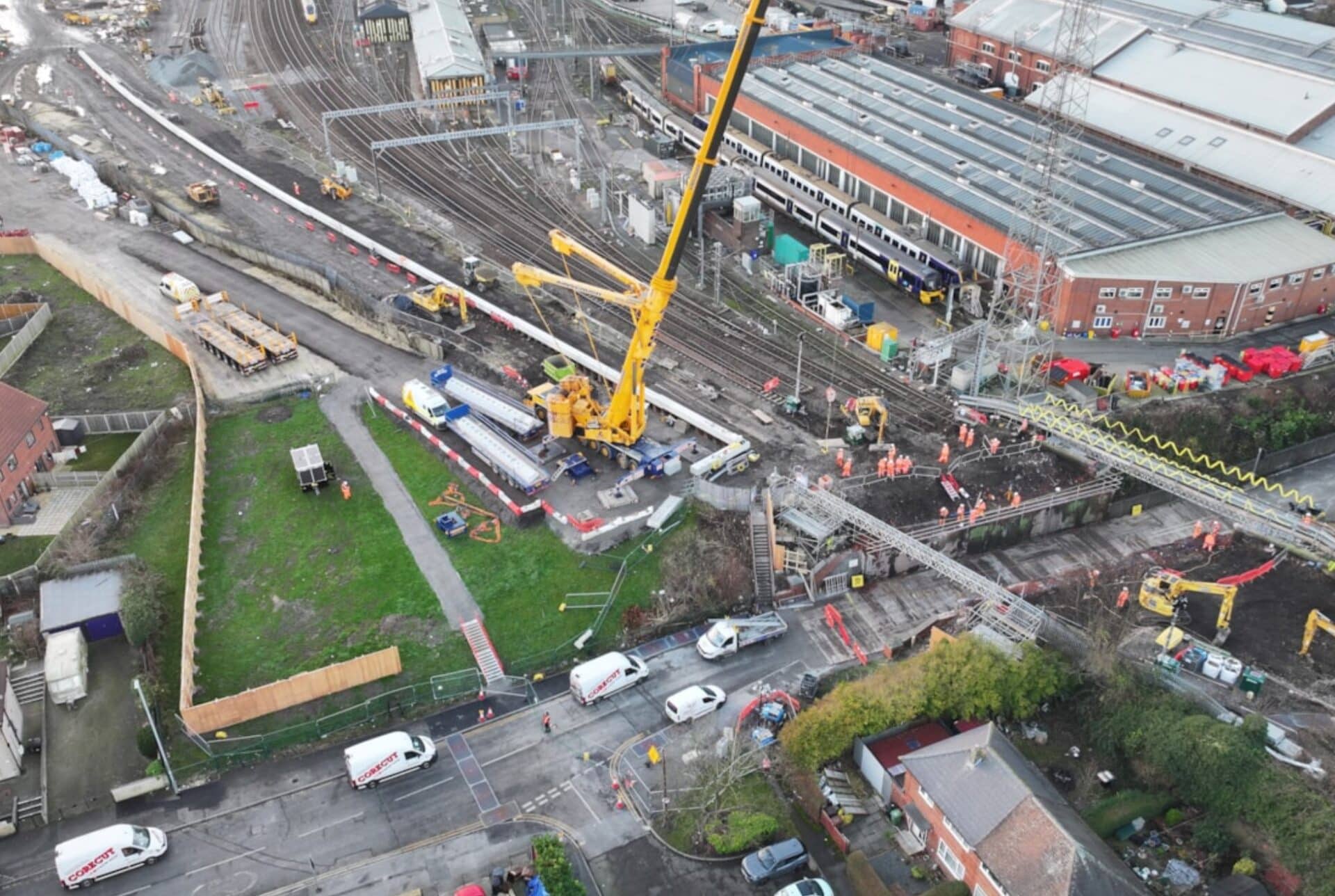 Transpennine Route Upgrade (TRU) 200-tonne bridge and station ...