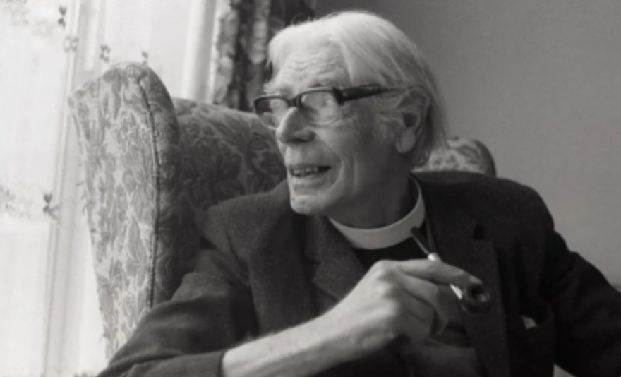 Blue Plaque unveiled in honour of the creator of Thomas The Tank Engine ...