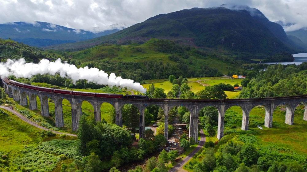 Network Rail issues safety reminder for Jacobite Steam Train visitors ...